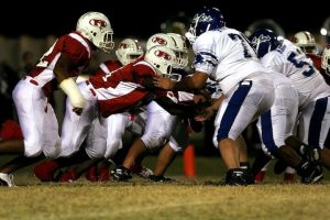 How to Perform the Cut Block in Football (4-Step Guide)
