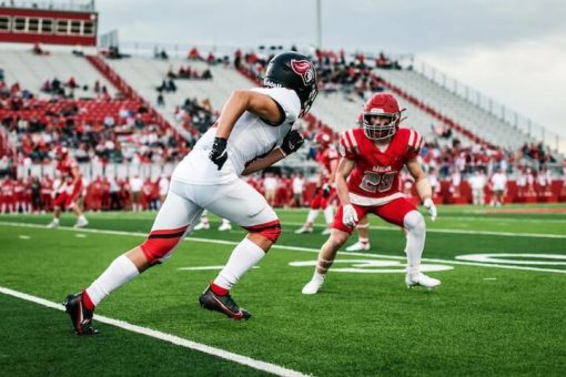 What is the Twins Formation in Football? (Explained)