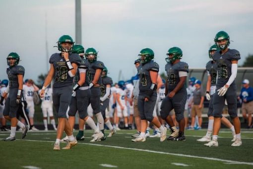 What is Cadence in Football? (And How to Use It)