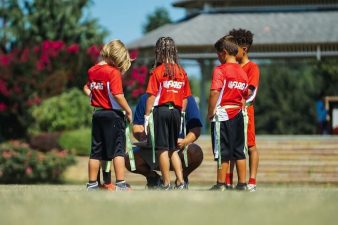 Flag Football Rules (Easy Beginners Guide)